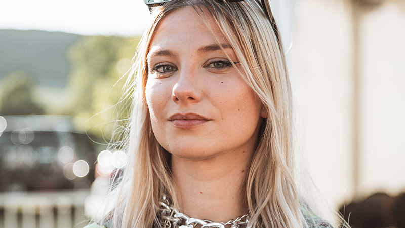 L'interview de Baghera Jones au Popcorn Festival, le projet ambitieux ...