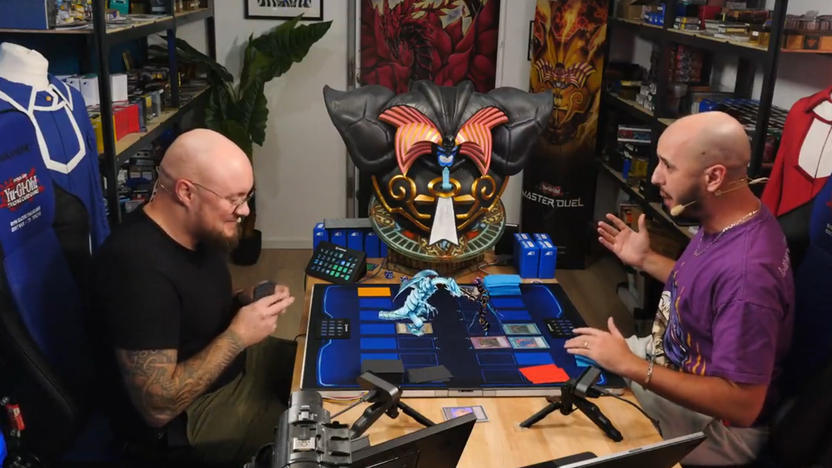 Zouloux a créé un tapis de jeu connecté 3D Yu-Gi-Oh à l'image de l ...